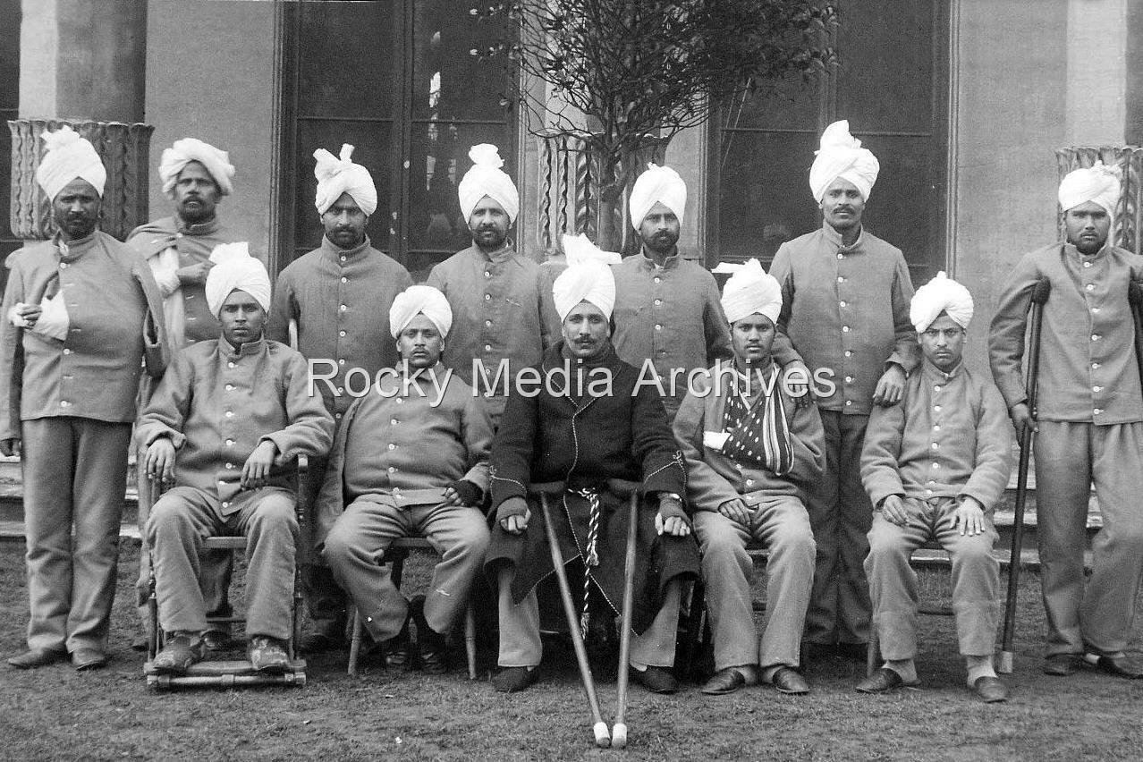Ypl-19 WWI, Wounded Indian Dogras, Dogra Regiment. Photo | eBay