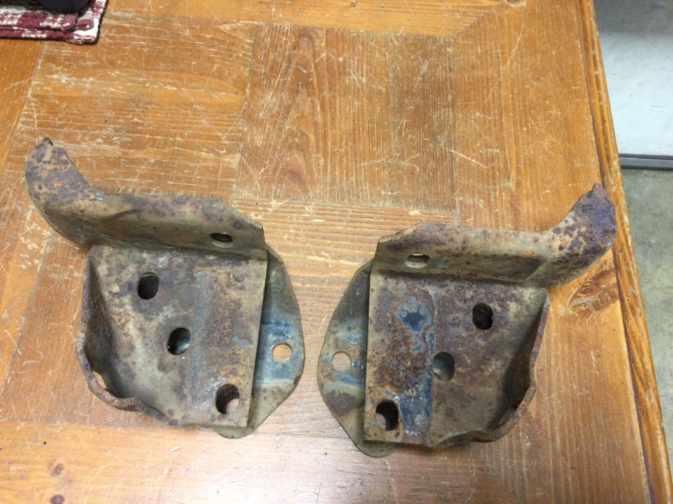 84-87 Chevrolet GMC CUCV Front Bumper Bracket Mount Support M1008 M1009 ...