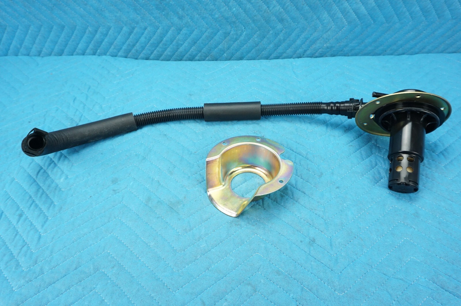 Lexus LS400 SC300 SC400 Valve Assy w/Tube (Fuel Tank Inlet) 1999 2000 ...