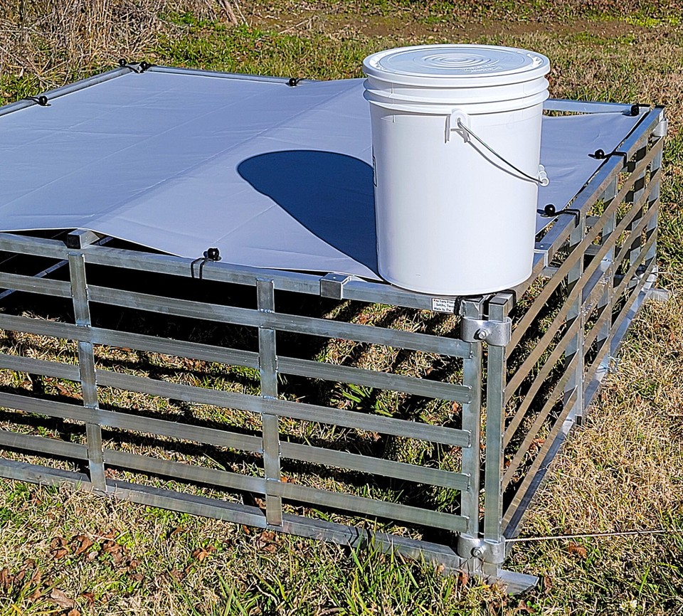 Rite Farm Aluminum 5'X5' Mobile Broiler Chicken Tractor Coop Poultry ...