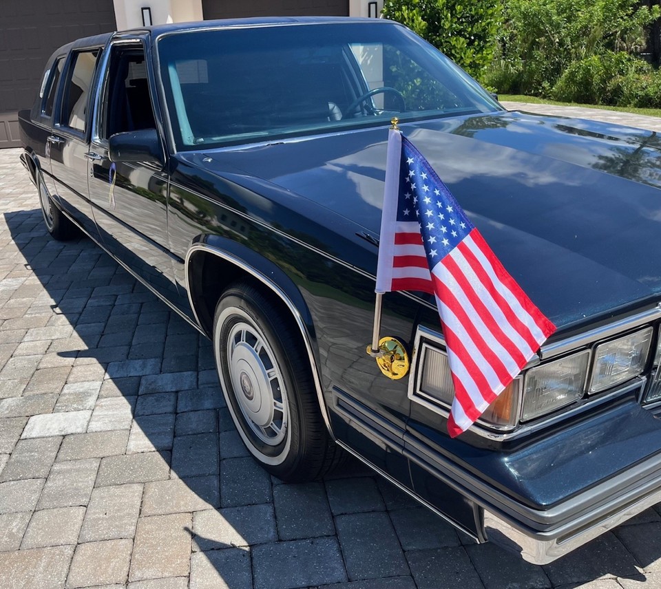 1986 Cadillac Fleetwood Rare Fleetwood 75 Factory Limo 53k miles NO ...