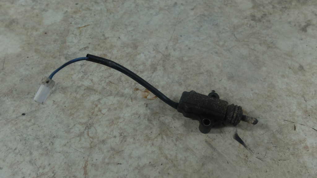 01 Buell Blast P3 Kick Side Stand Kickstand Safety Switch | eBay