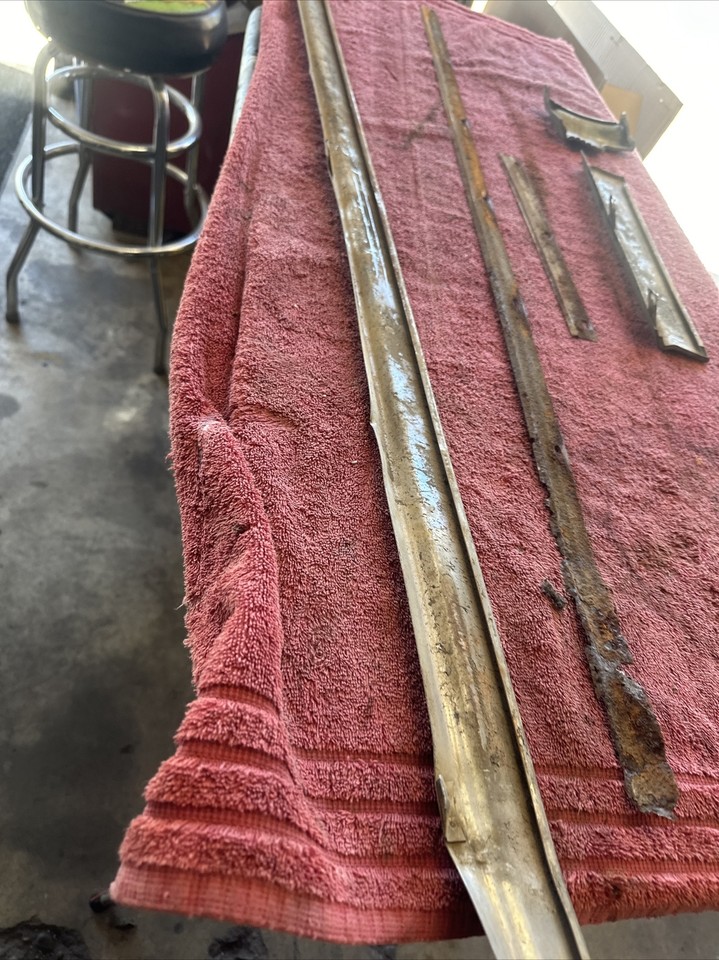 1951 1952 1953 CADILLAC ROCKER Trim DRIVERS SIDE Left ROCKER PANEL ...