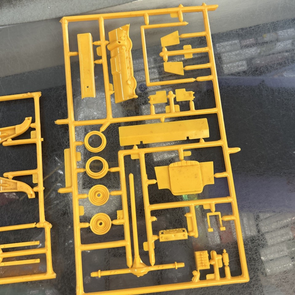 RARE Monogram Classics Tom Daniel BADMAN 1955 Gasser 1/24 Model | eBay