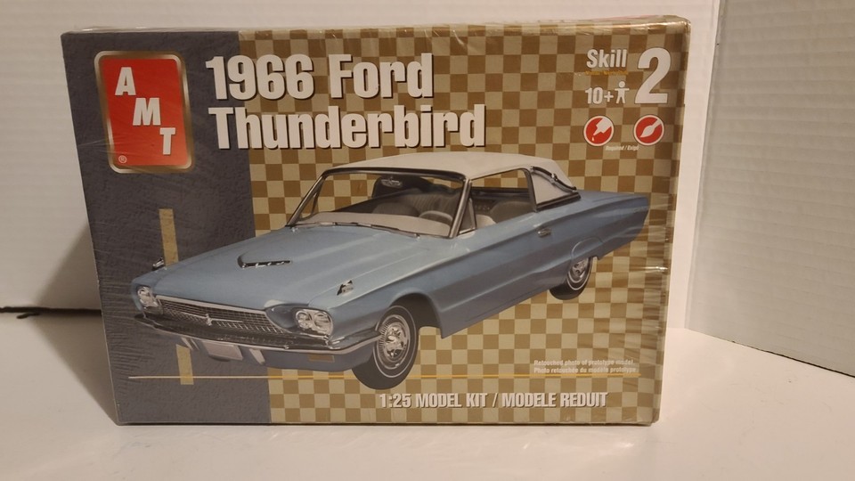 1966 Ford Thunderbird AMT ERTL Model Kit #38075 1:25 Scale BRAND NEW ...