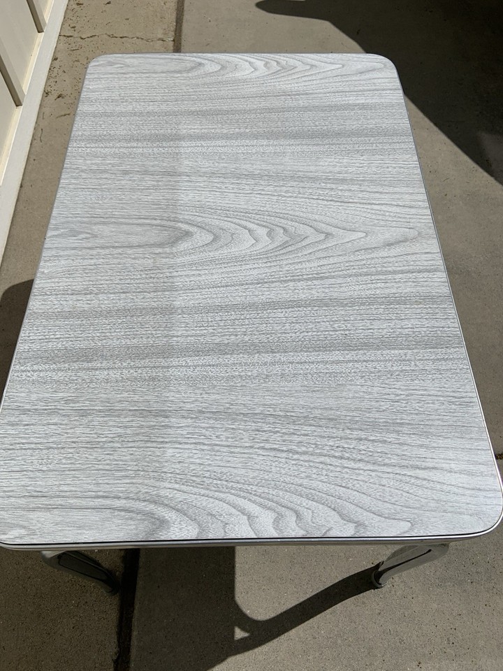 CHILDS SIZE RETRO FORMICA TOP CHROME LEGS DINETTE TABLE ONLY 22" TALL ...