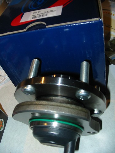 HOLDEN COMMODORE,VR & VS,with ABS & IRS,BUDGET,FRONT WHEEL BEARING HUB ...