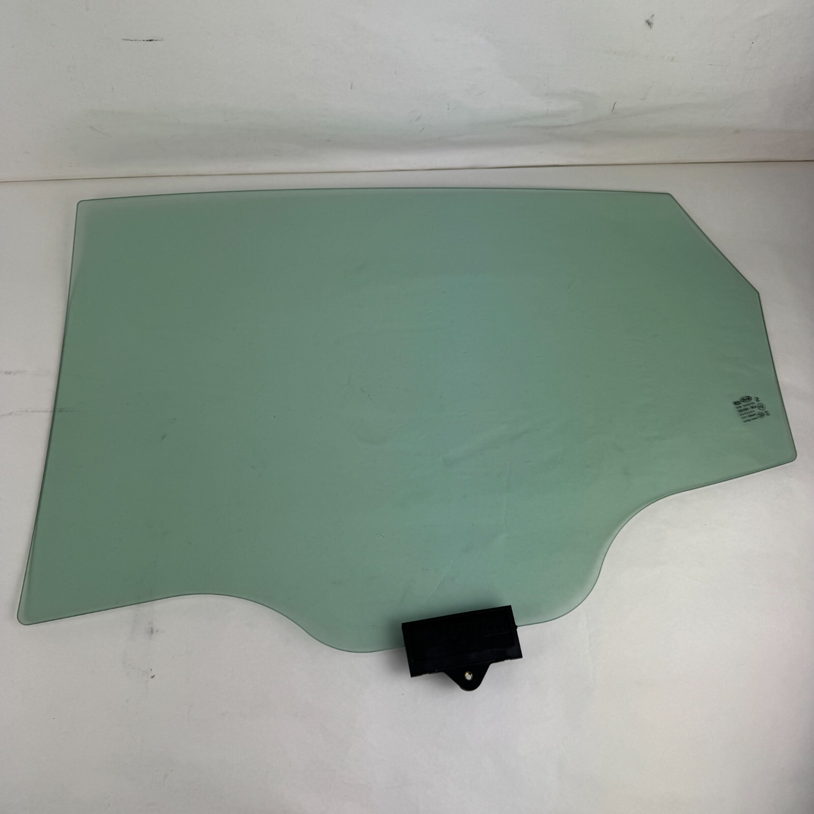 OEM 2017 - 2020 Kia Optima HYBRID Rear Right Door Glass Window 83420 ...