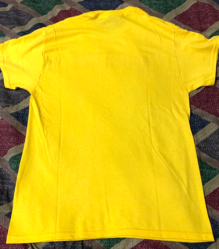 YELLOW HULKAMANIA HULK HOGAN SHIRT M WWE WWF TNA AEW NJPW WCW ECW CENA ...