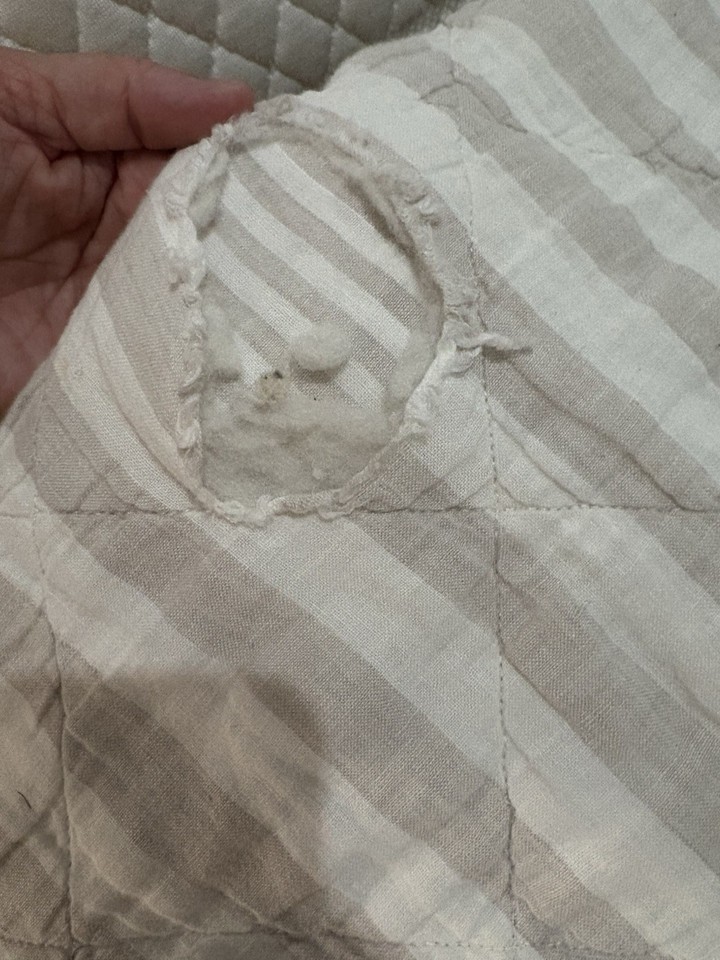 Brooklinen Washed Linen King Size Stripe Quilt With Two Standard Shams ...