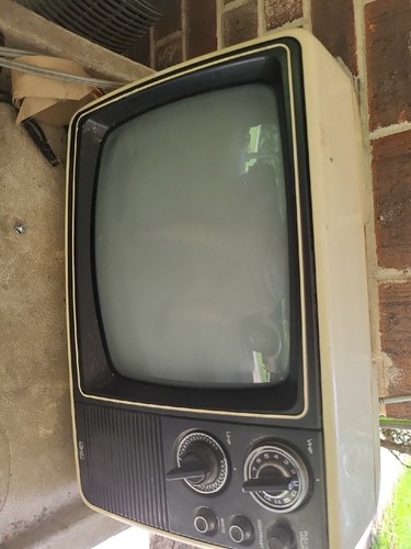 Vintage 1977 Sears Solid State TV | eBay