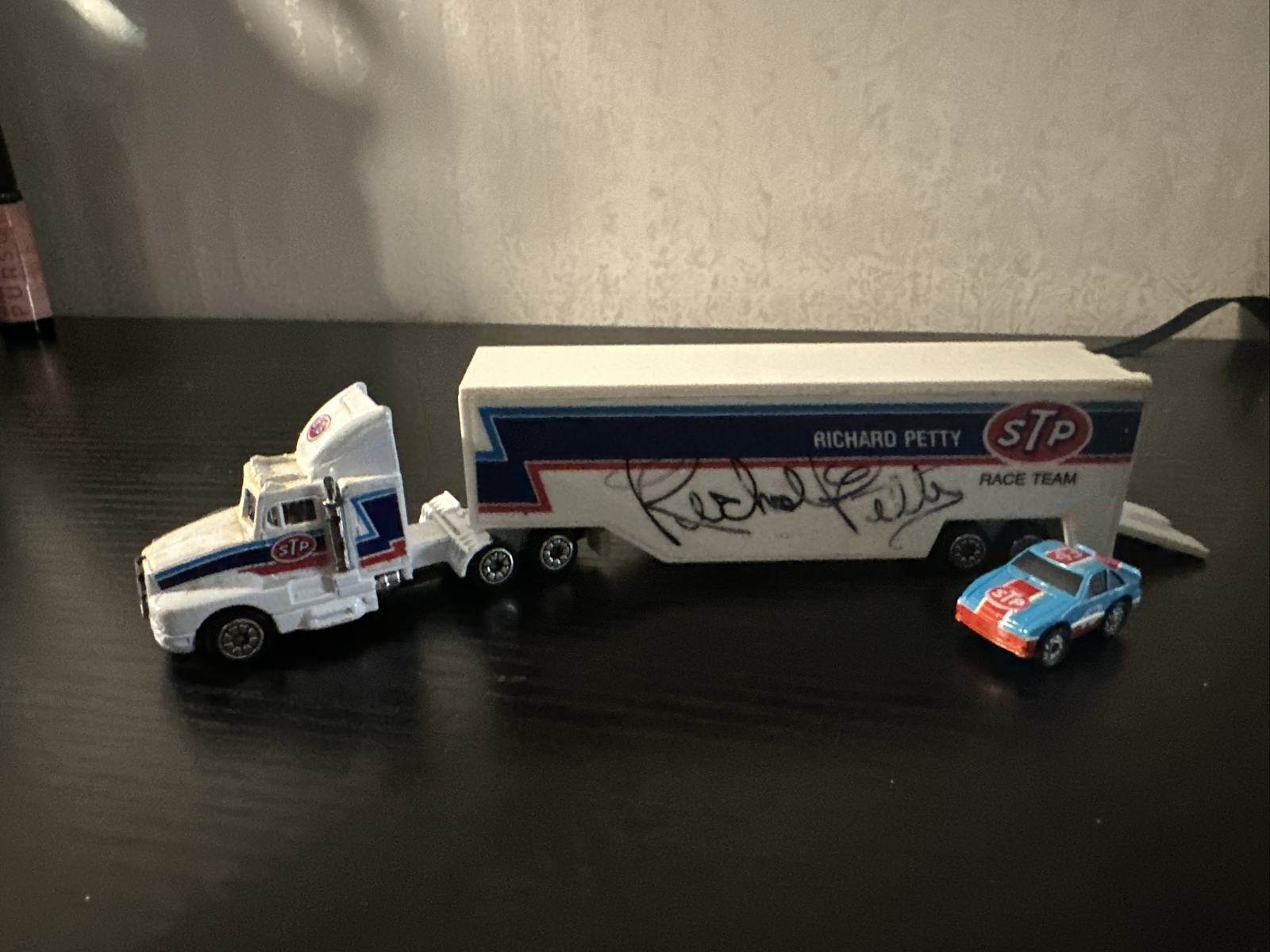 Richard Petty NASCAR STP 1990 Signed Car Hauler w/ Mini Car #43 Racing ...