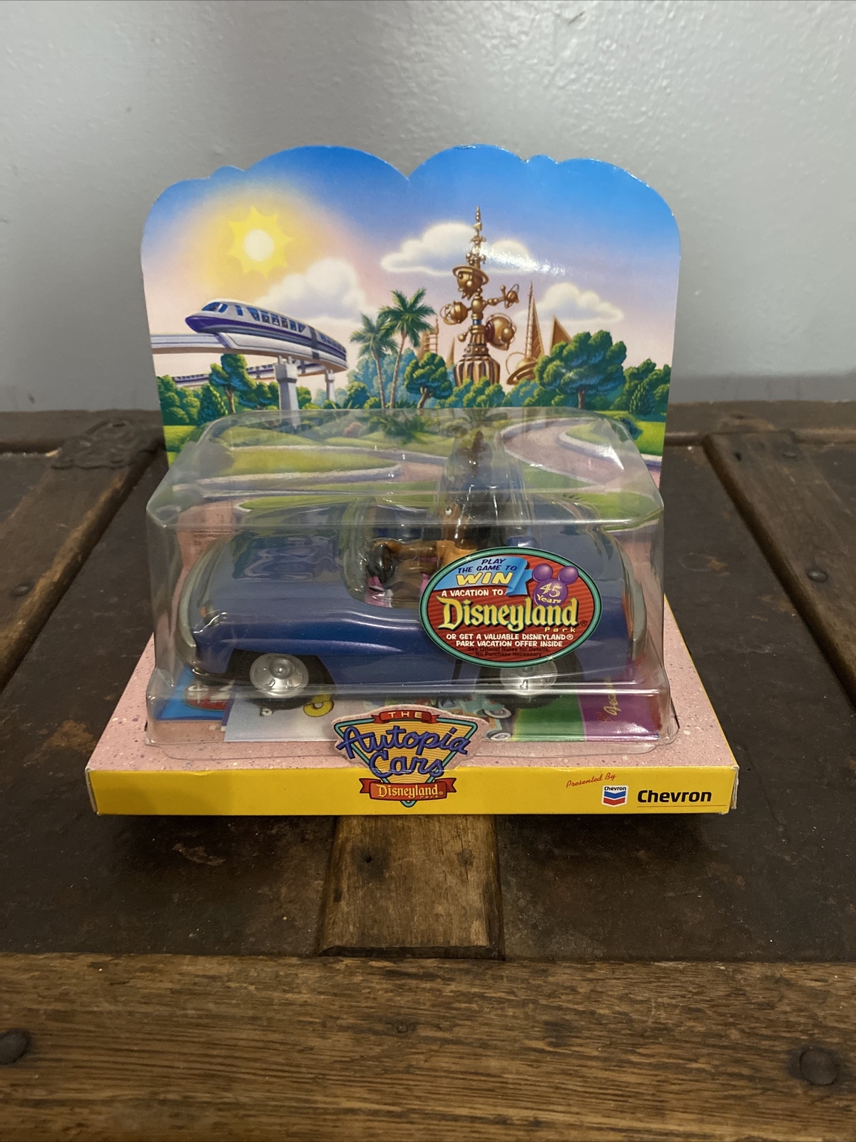 The Chevron Cars Disneyland Autopia Cars 'SPARKY' -NEW in Original ...