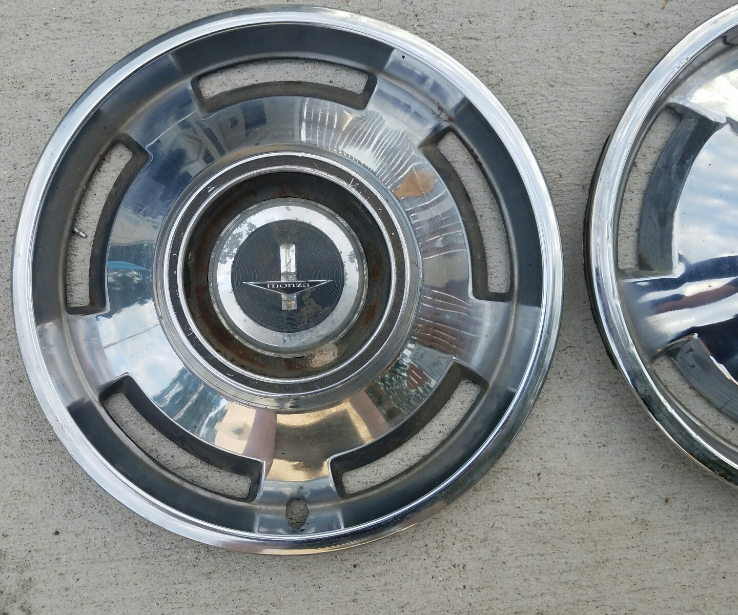 1965 65 Chevrolet 13" wheel hub caps Set of 2 Chevy Corvair MONZA oem ...