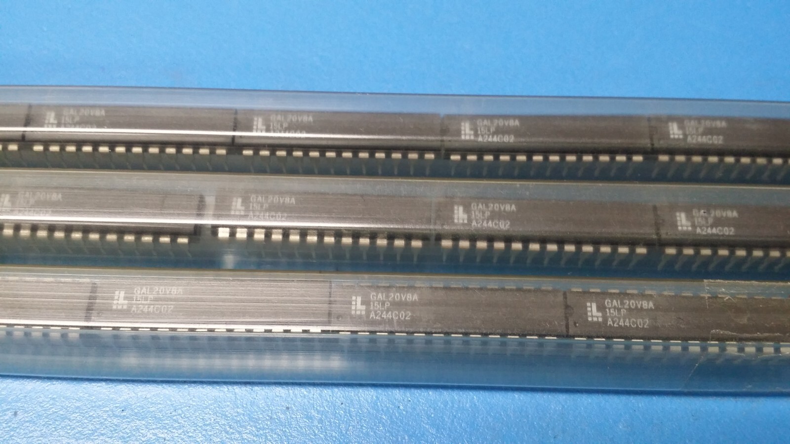 (1 PC) GAL20V8A-15LP LATTICE EE PLD, 15ns, PAL-Type, CMOS, PDIP24 | eBay