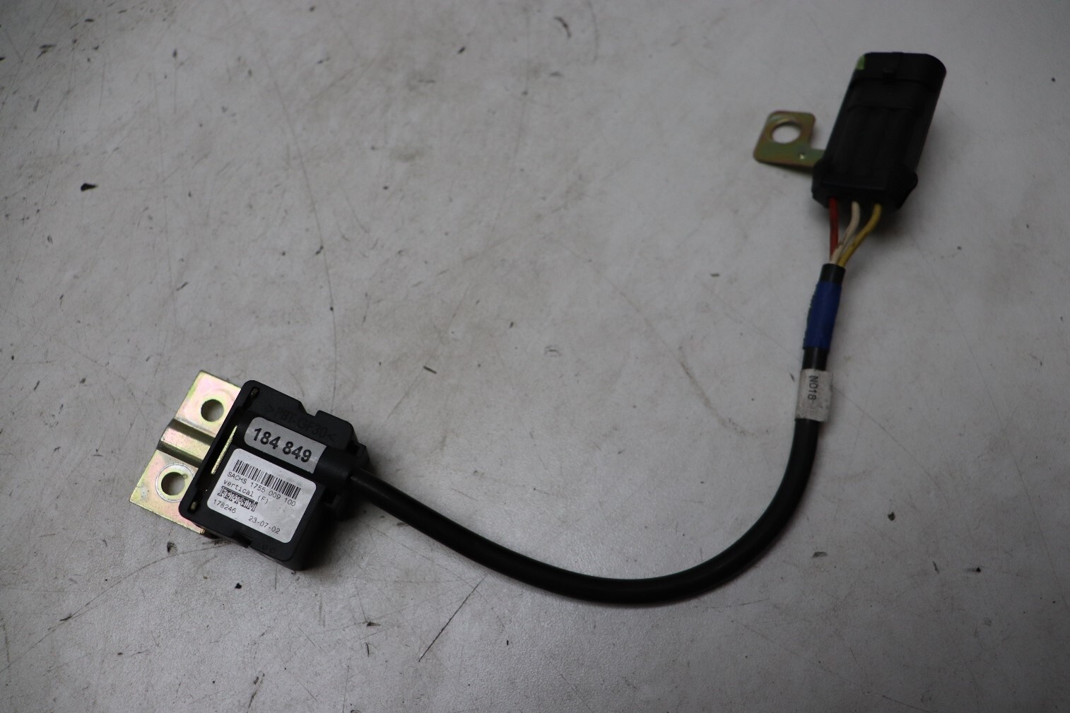 Maserati 4200 Spyder M138 Vertical Acceleration Sensor 184849 J171 | eBay