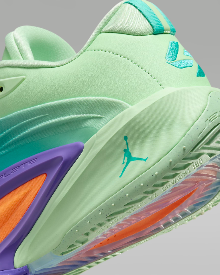 Air Jordan Luka 3 PF "Blurred Vision" Vapor Green/Cone HQ5048-300 Size ...