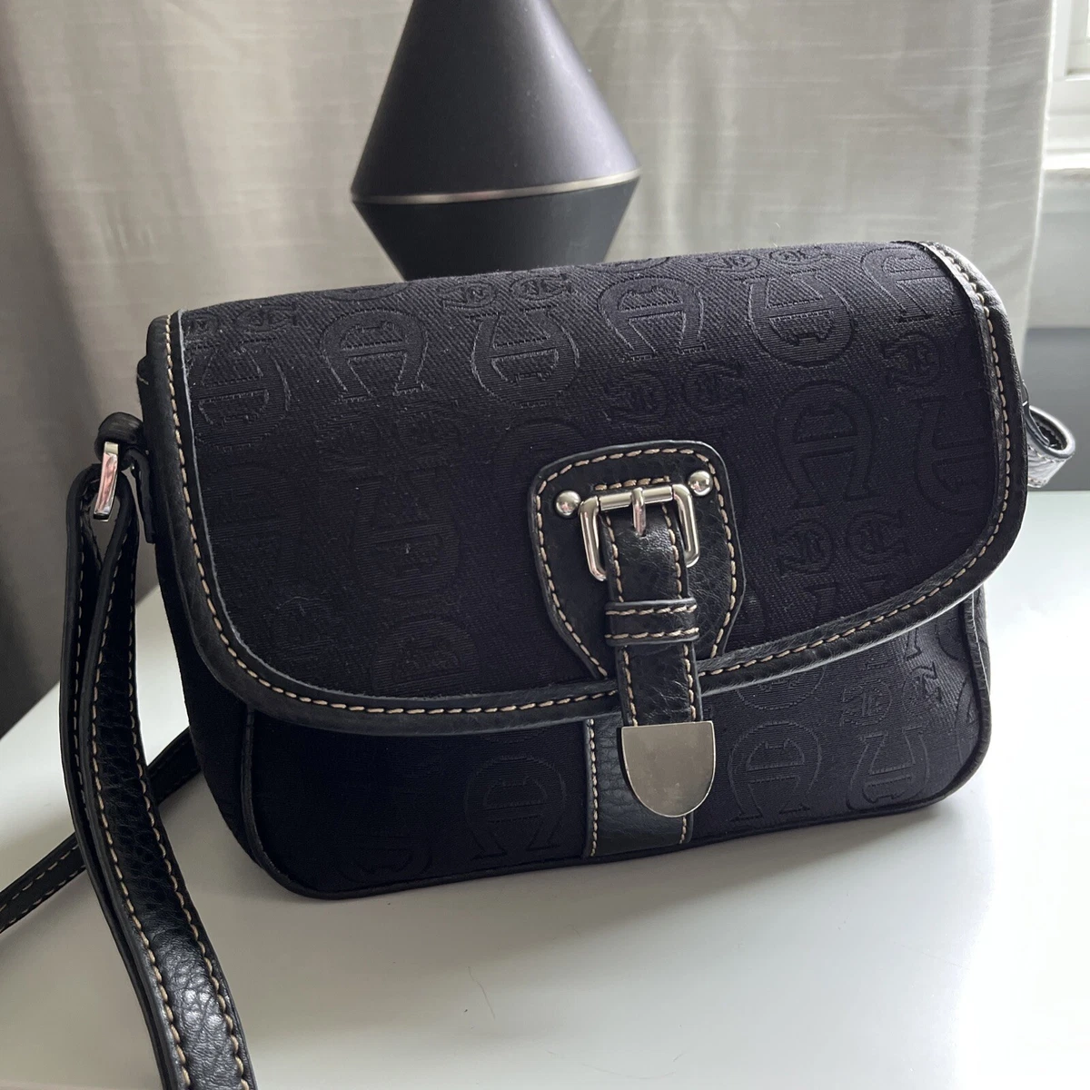 Purse Designer Logos