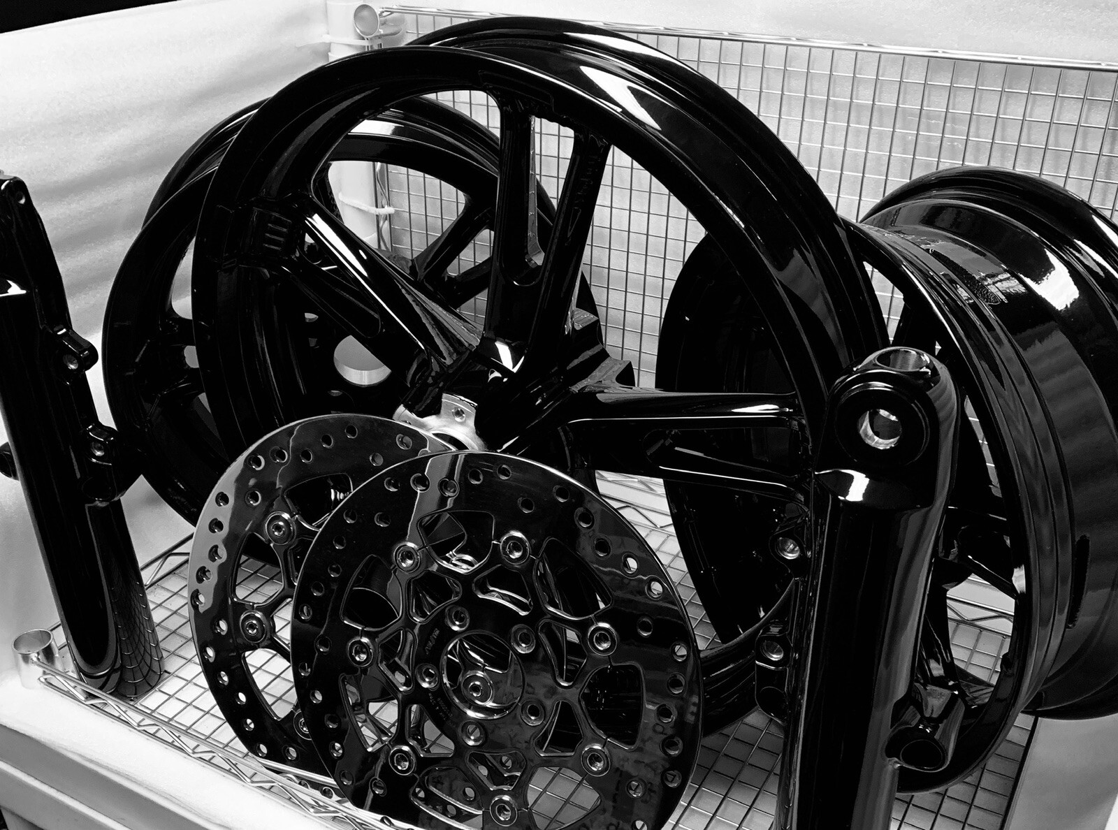 HARLEY FREEWHEELER Wheels FLRT 2014 -21 GLOSS BLACK Rims FORKS ROTORS ...