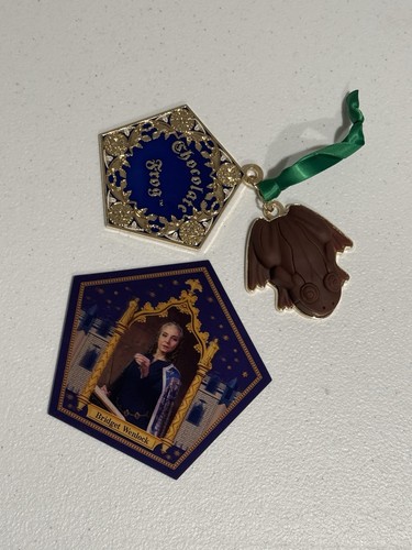 Harry Potter - Ornament Chocolate Frog And Wizard Card Bridget Wenlock ...