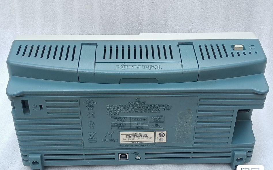 Tektronix TDS 1012B 100Mhz 1GSa/s Oscilloscope without probe ...