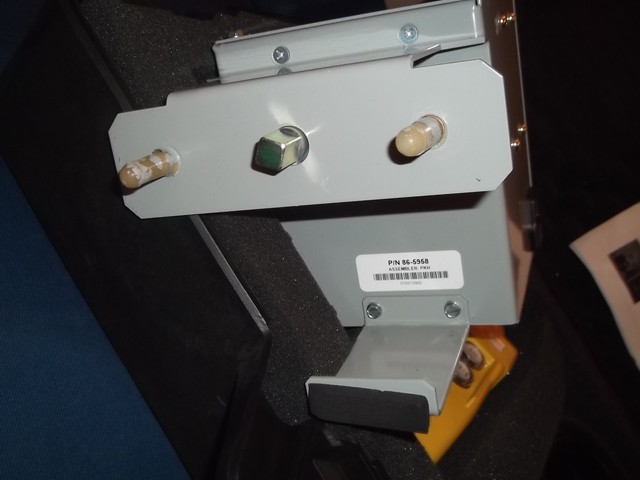 Eaton 86-5958 Chfg-rrs Rototract Remote Racking Power Unit Accessory ...