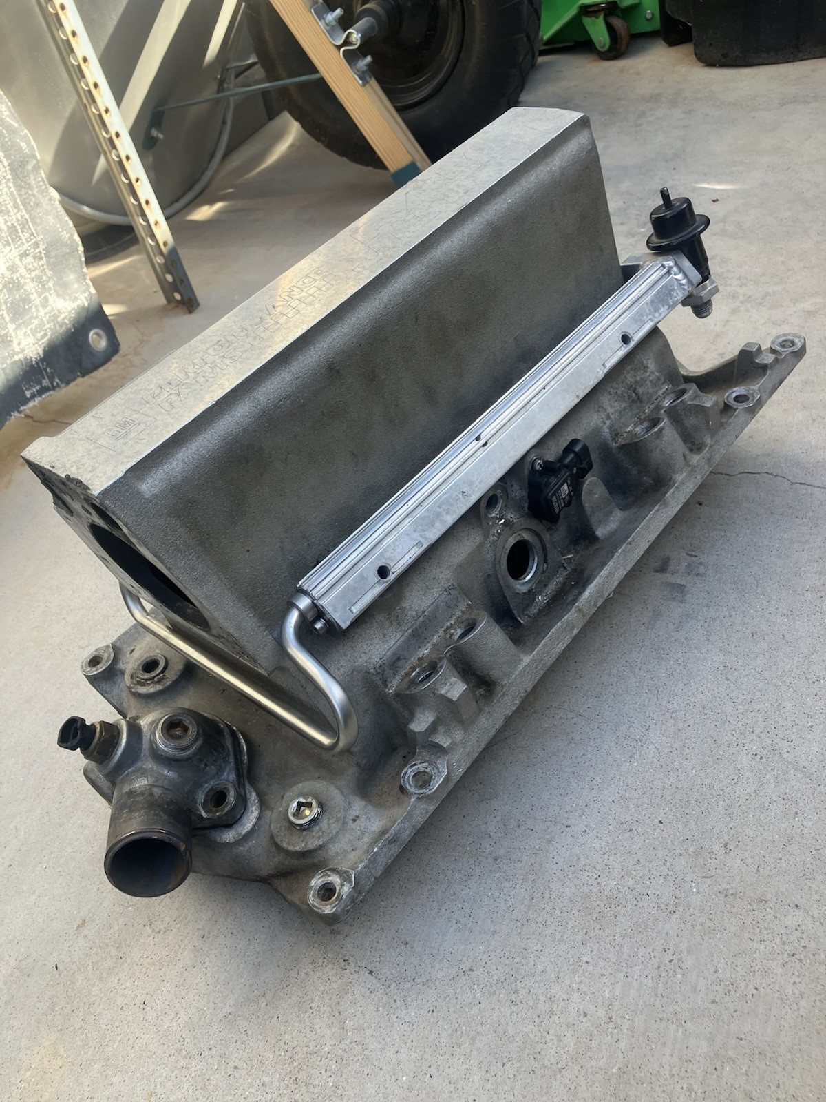 Small Block Chevy Vortec GM Performance Ramjet 350 Intake Manifold | eBay