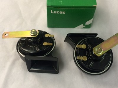 PAIR OF LUCAS CLASSIC HORNS GGE164 TWIN TERMINAL AUSTIN MG TRIUMPH ...