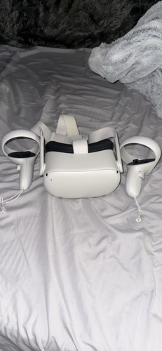 Meta Oculus Quest 2 64GB VR Headset & Controllers - White | eBay