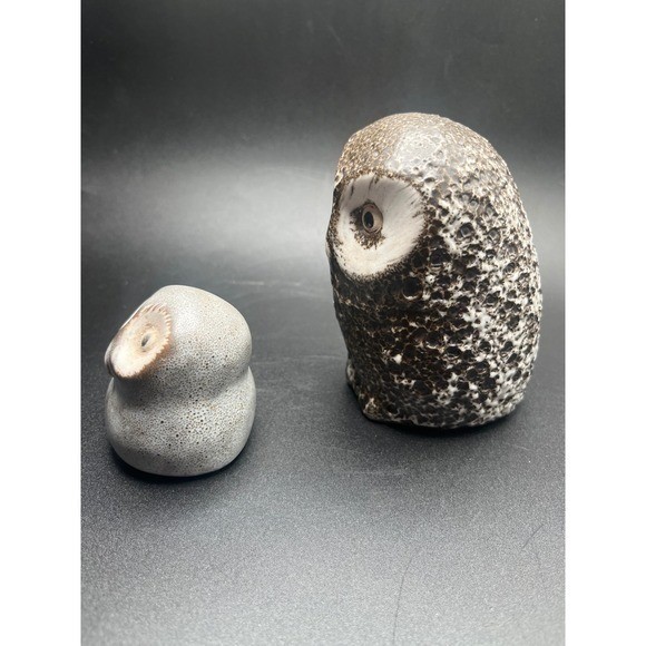 2 VTG Pigeon Forge Pottery Owls Figures Specked Textured Smooth Shelf ...