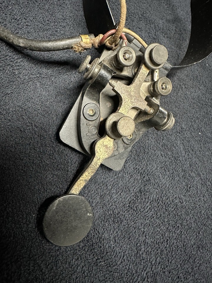 J37 Morse Code Key Military Knee Clip | eBay