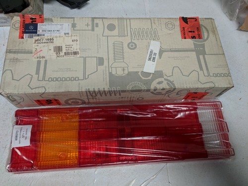GENUINE MERCEDES ATEGO REAR LIGHT LENS A0025444790 | eBay
