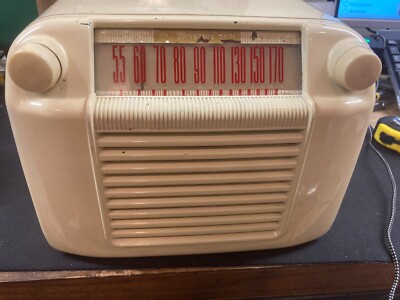 RARE Vintage Firestone Air Chief Cream AM Tube Radio Model 4-A-25 ...
