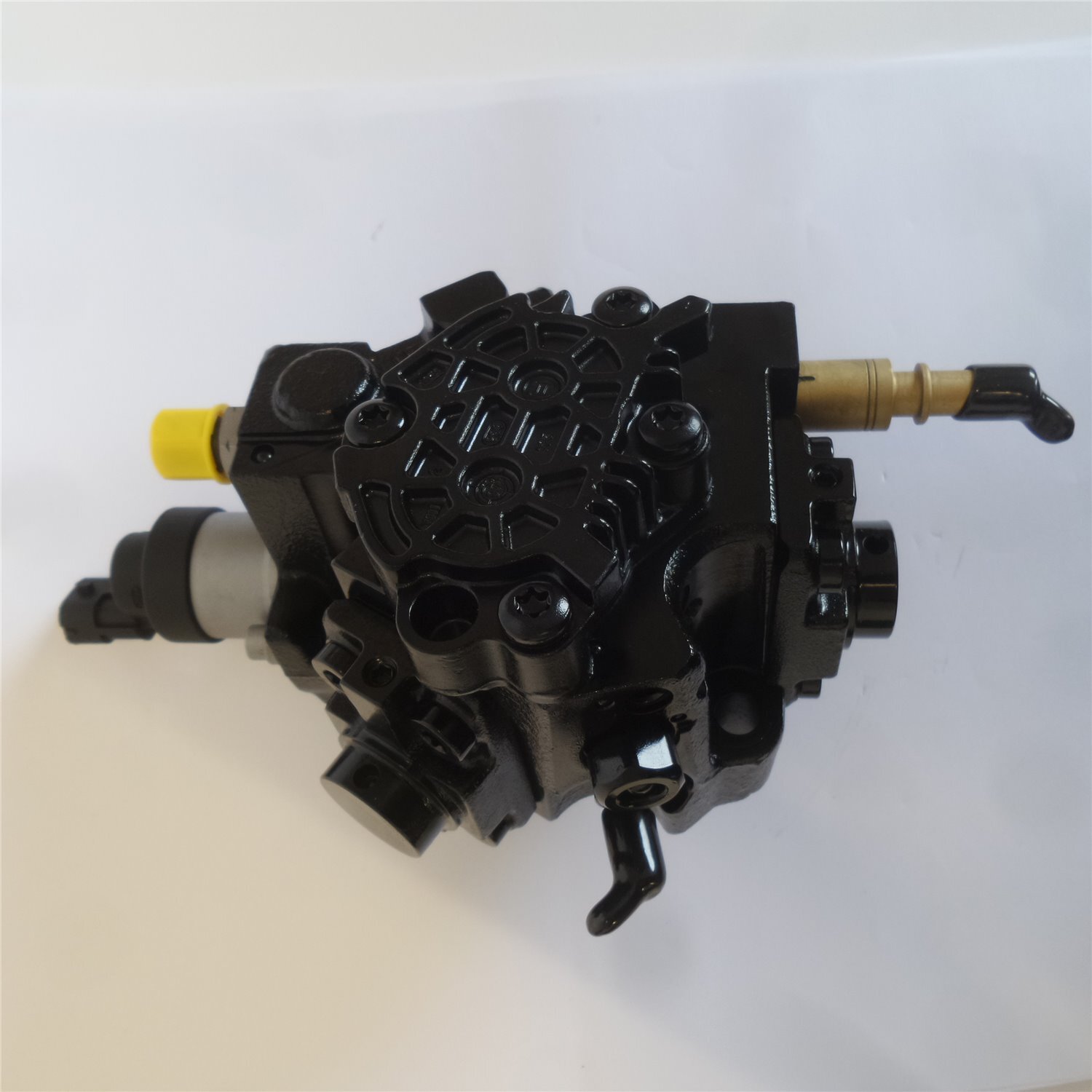 Original Bosch 0445010139 Common Rail Injection Pump Diesel for sale ...
