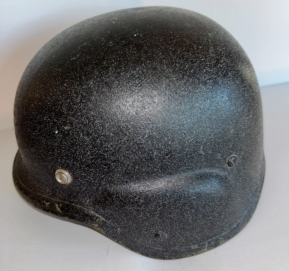OLD MILITARY PASGT HELMET DEVILS LAKE SOUIX MFG with Liner and Chin ...