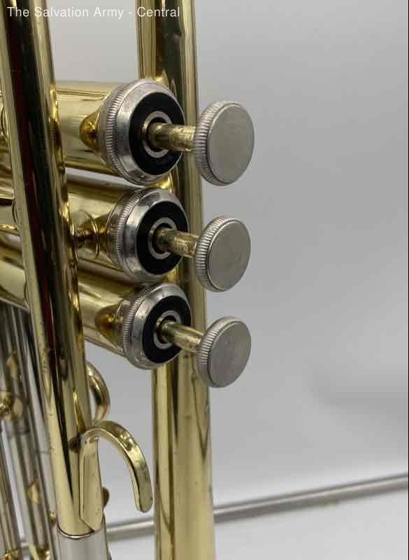 Besson Gold-Tone Brass Musical Instrument Key Bb Alto Trumpet With Case ...