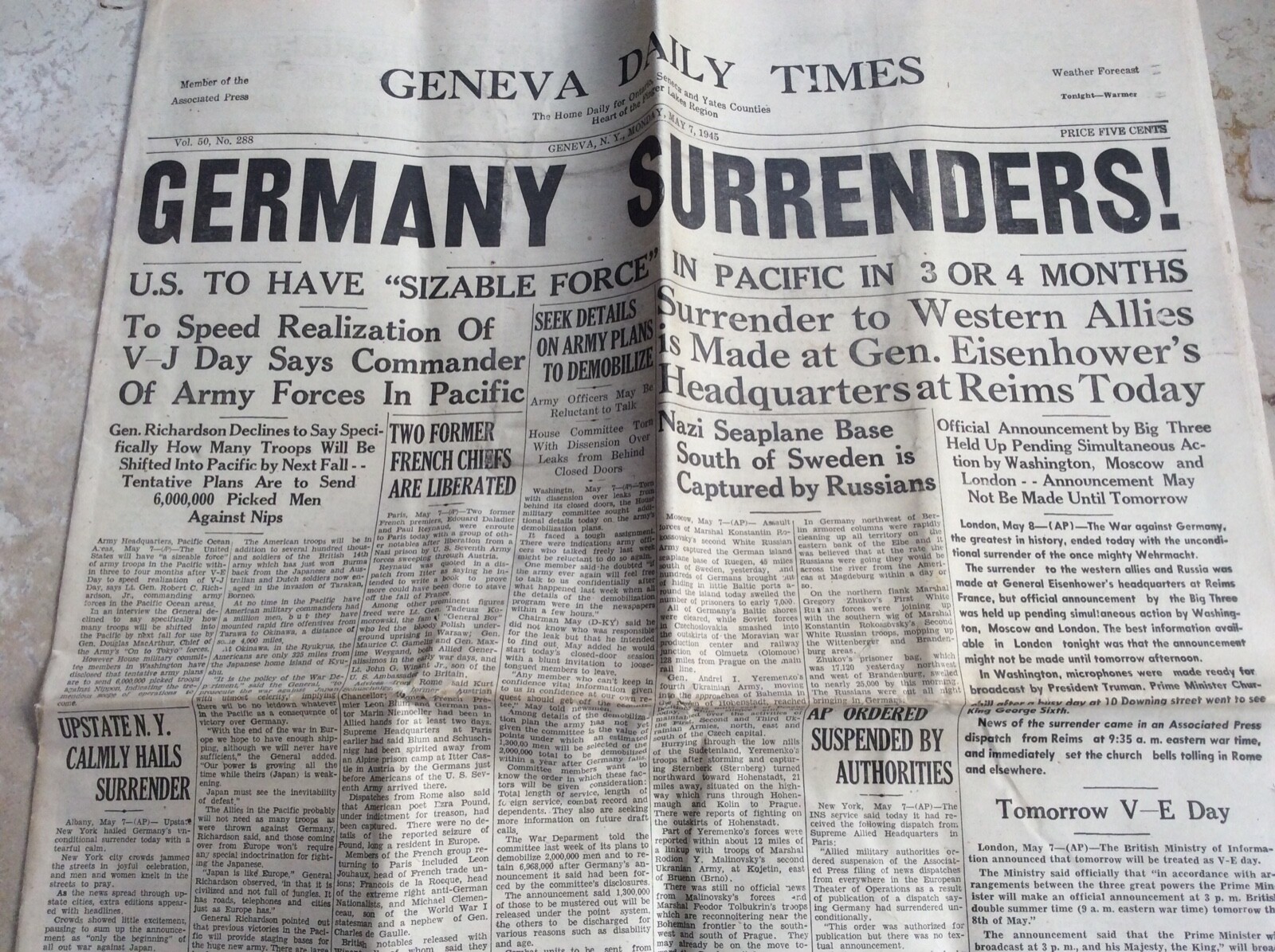 WWII 1945 Geneva Daily Time Germany Surrenders Newspaper Nazi Capture ...