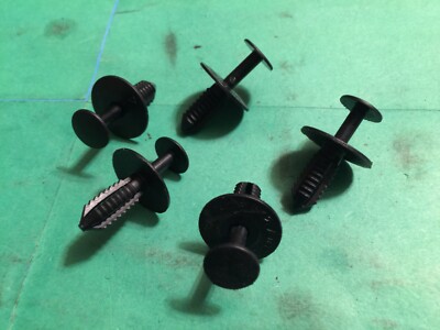 2015-24 Mercedes Fender Liner Rivet 0009914140 OEM 5PC | eBay
