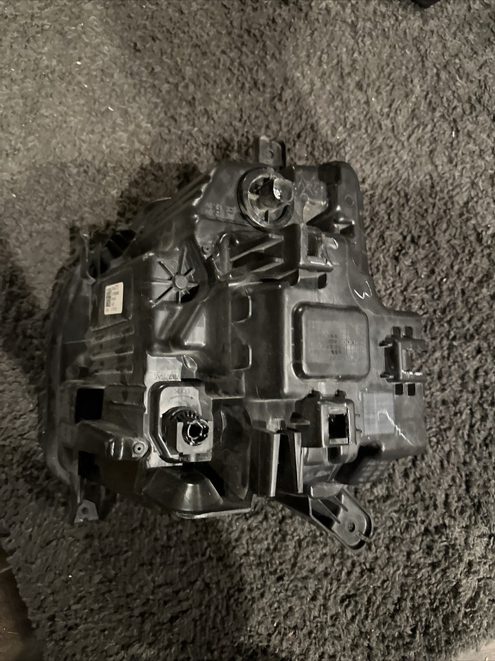 22-24 Chevrolet Traverse headlight 85596373 | eBay