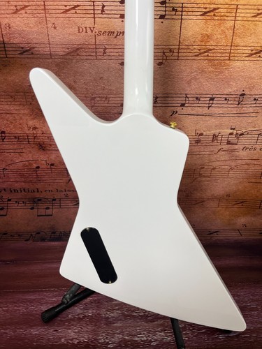 Best-selling 6 Strings Electric Guitar White Explorer Gold Pickguard ...