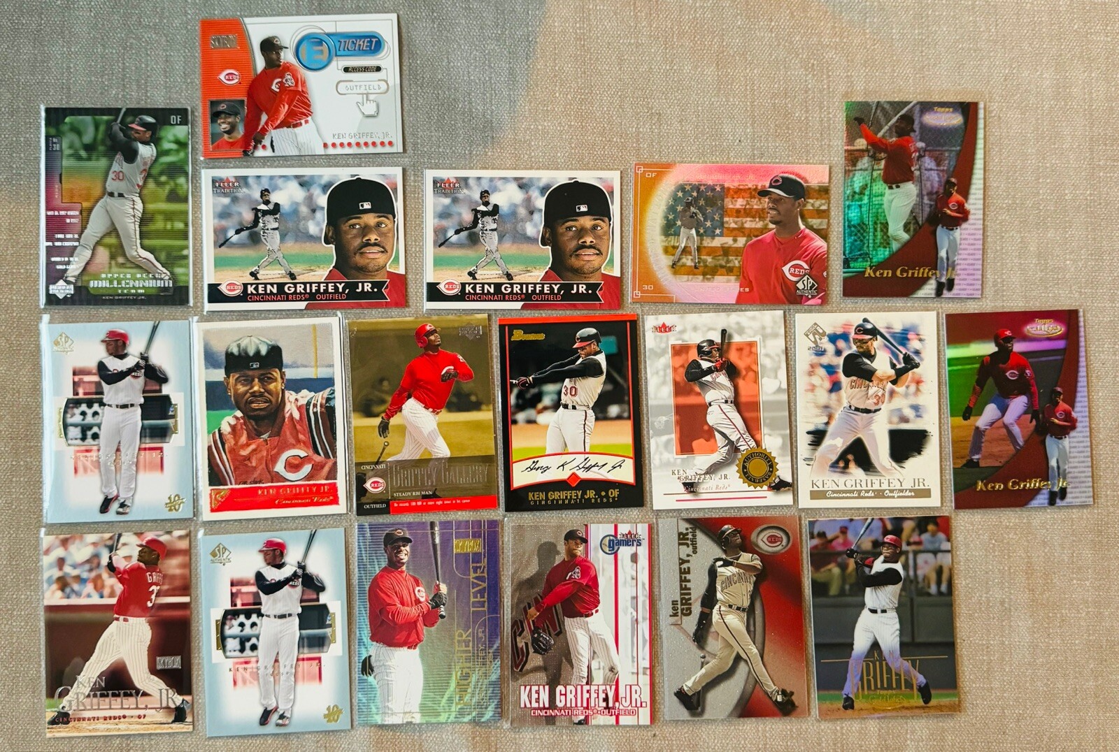 Ken Griffey Jr Cincinnati Reds Topps Gold Label Refractor Lot (19) | eBay