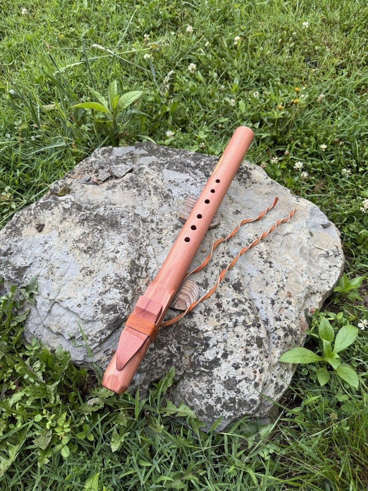 Native American Style Flute | Eastern Red Cedar | Low Em | 440 Htz. | eBay