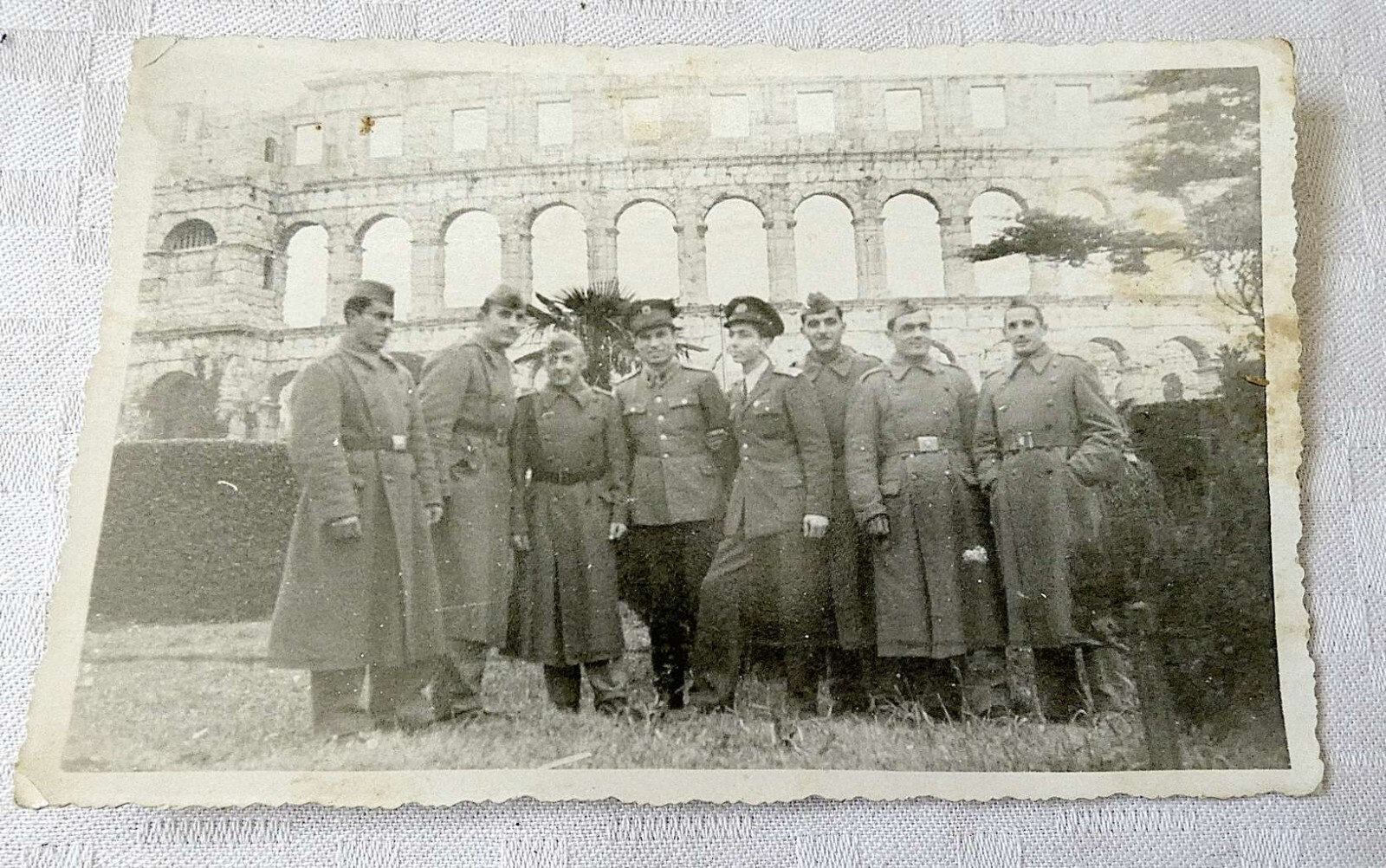WWII. Group photo of 2 officers of the Jewish Brigade w/Soviet Soldiers ...