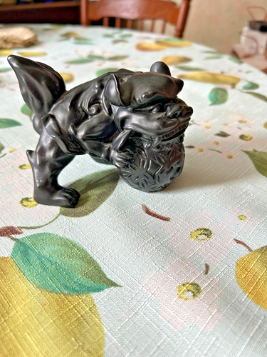 Japanese Netsuke Black Foo Dog ShiShi Holding Tama Ball Lion Decorative ...