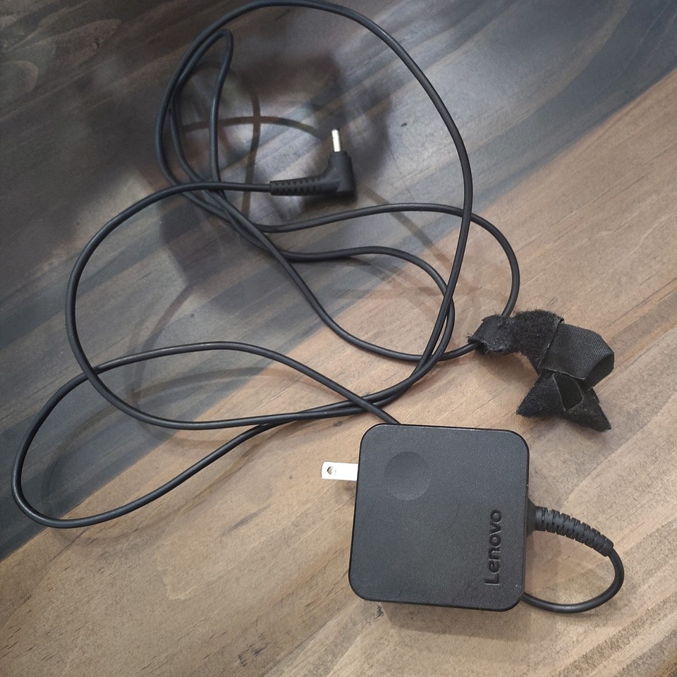 FOR PIECES OR REPAIR Lenovo IdeaPad 130-15AST Laptop Charger Type 81H5 ...