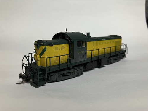 Ho Scale Atlas Kato CNW Alco RS-1 Diesel Switcher Model Locomotive ...