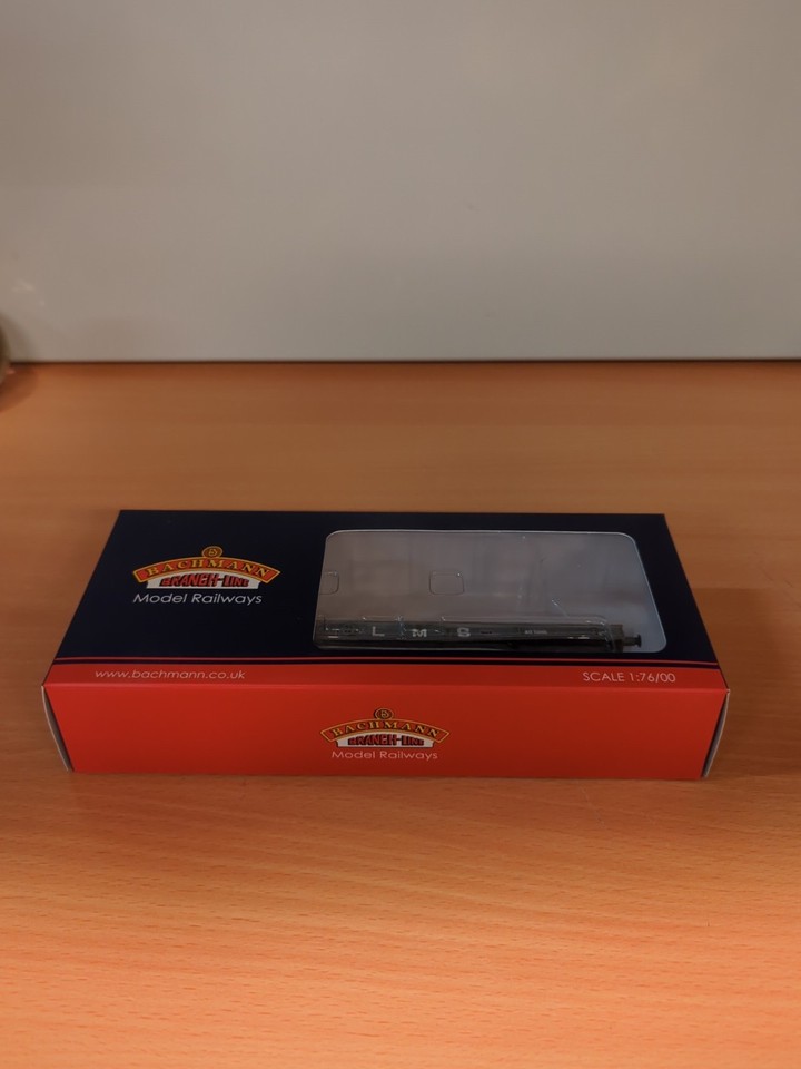 Bachmann 38-741 - War Office 'Parrot' Bogie Wagon in LMS Grey | eBay UK