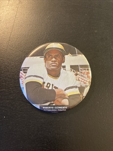 Vintage Roberto Clemente Button Pinback Pin 3.5" Pittsburgh Pirates MLB ...