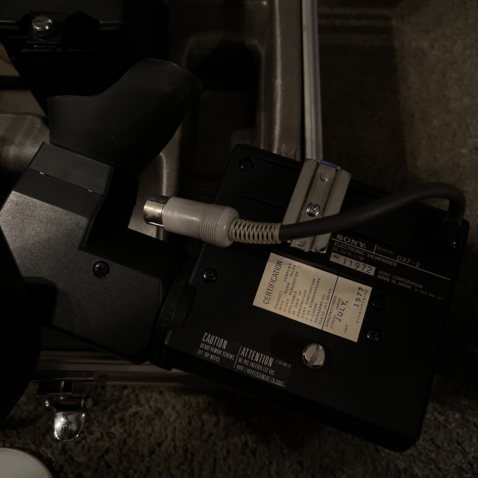 Vintage Sony DXC-1610 Video Camera With Original Case and Accessories ...