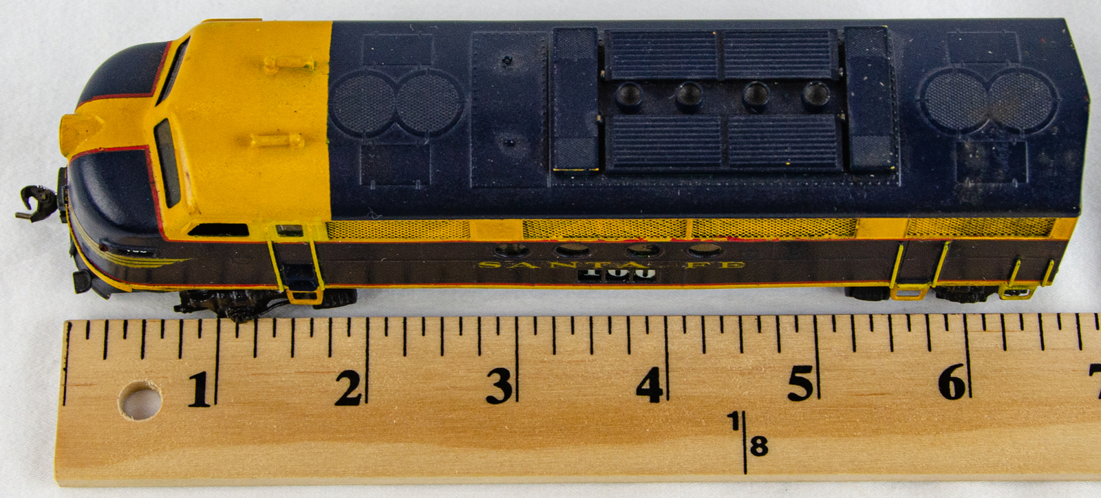 ULTRA RARE Custom HO Santa Fe 100 Diesel Model Train Locomotive | eBay